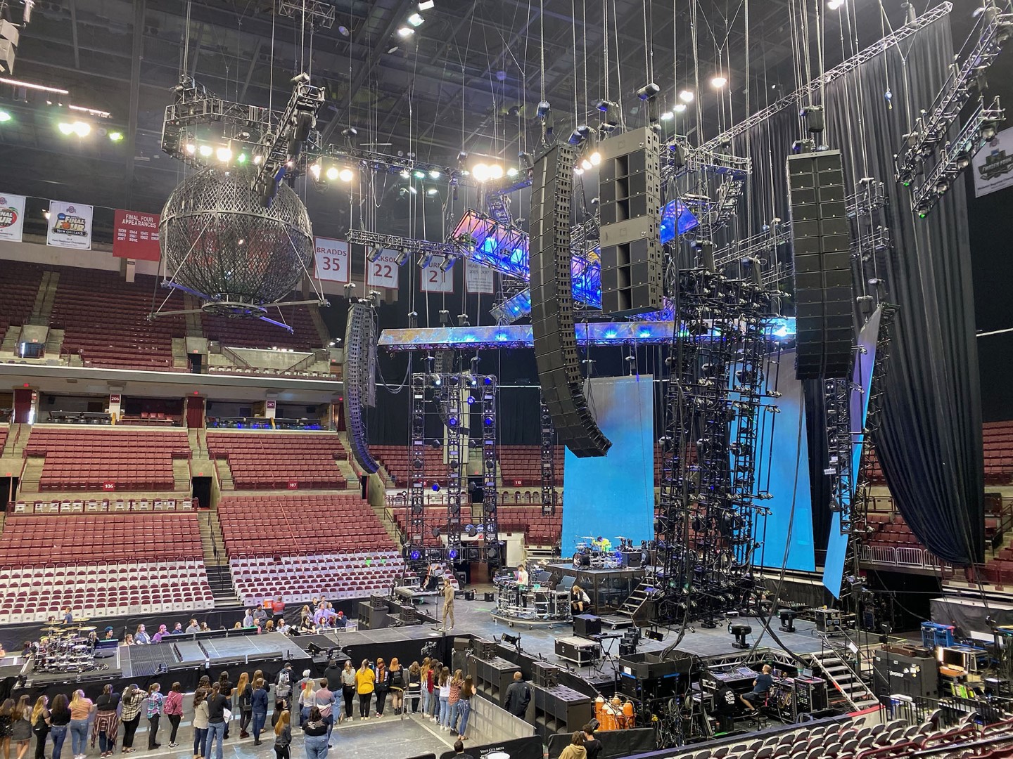 Rat Sound Fires Up The Chainsmokers Tour With L-Acoustics - L-Acoustics