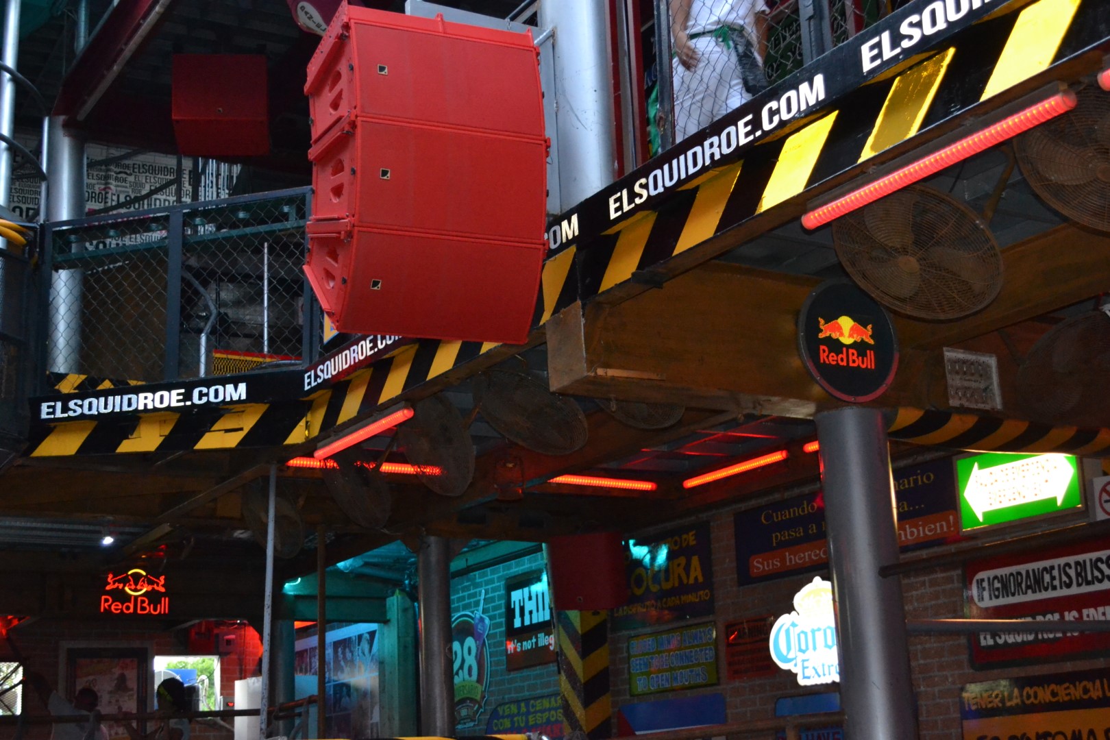 El Squid Roe PA System Turns Red Fatale with L-Acoustics - L-Acoustics