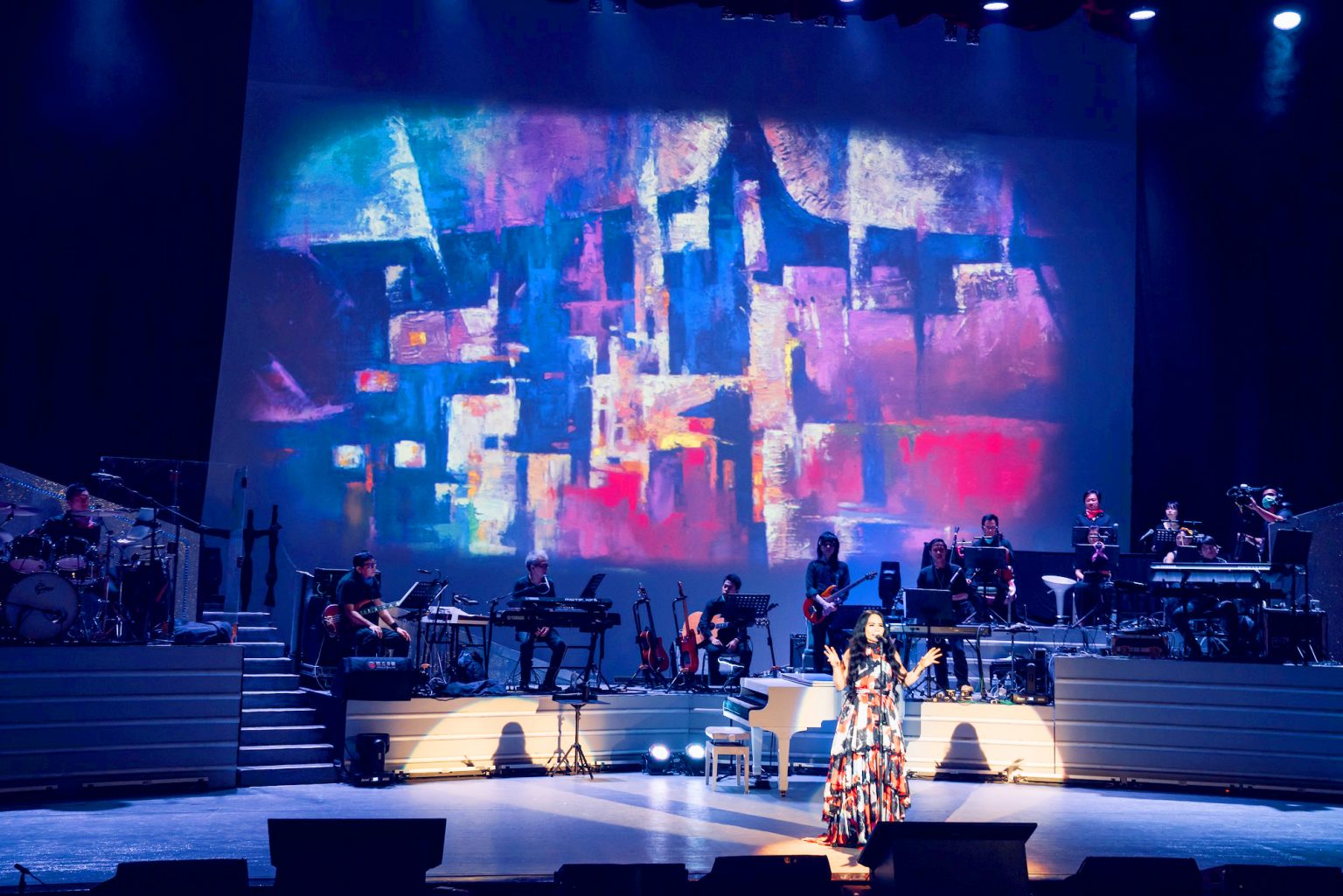 Michelle Pan's Voice Touches Hearts with L-Acoustics K2/Kara system - L ...