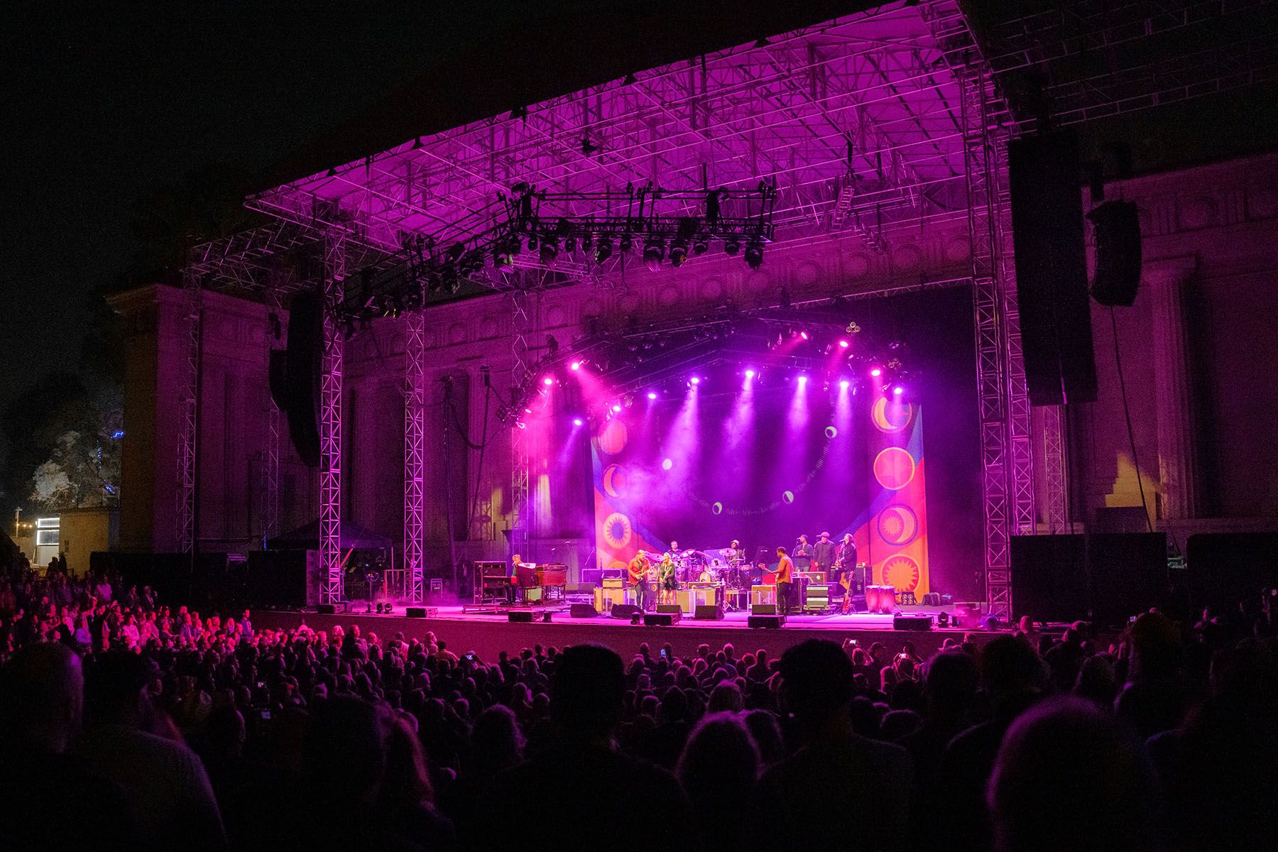 Tedeschi Trucks Band’s Wheels of Soul Tour Hits the Road with L ...