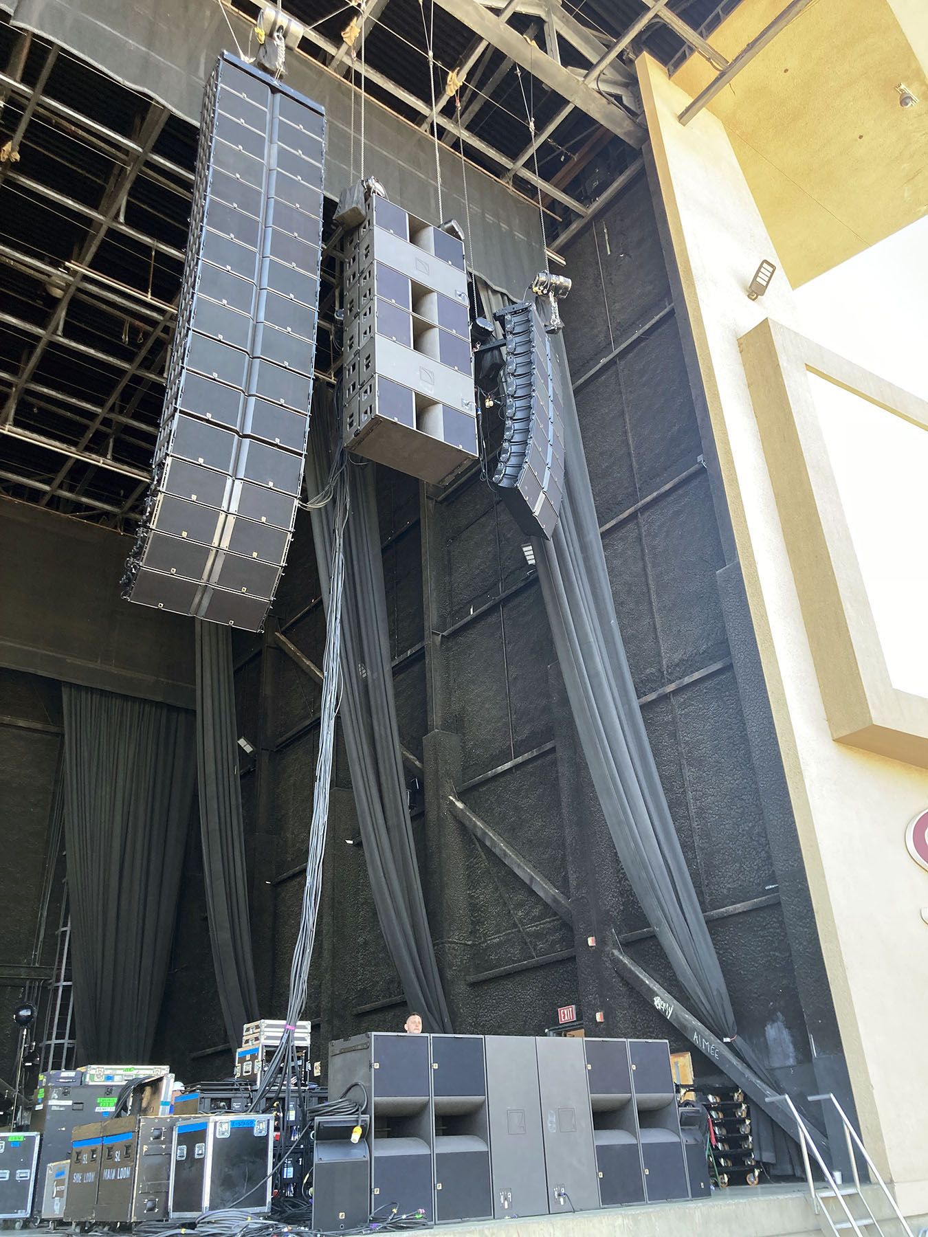 Incubus Tours with Stellar L-Acoustics K1 System and VIP Mixhalo Experience - L-Acoustics