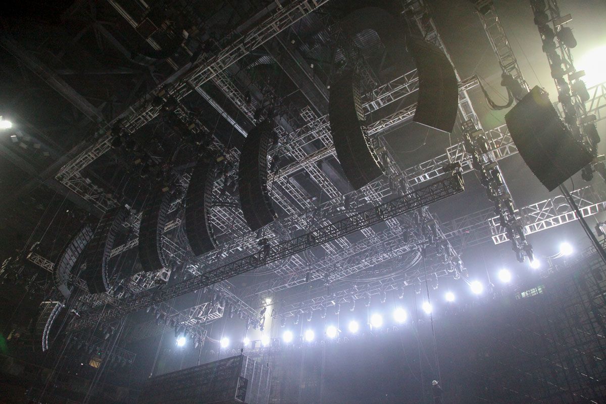 Han Hong Performs First Ever L-ISA Concert in China - L-Acoustics