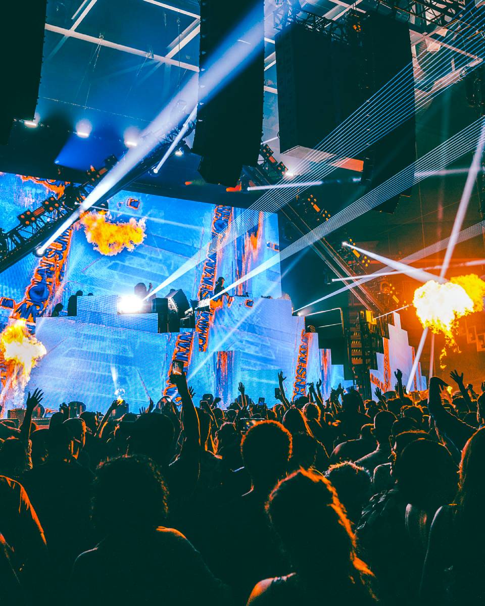 John Summit Reaches Peak Performance L-Acoustics L-ISA 3.0 - L-Acoustics