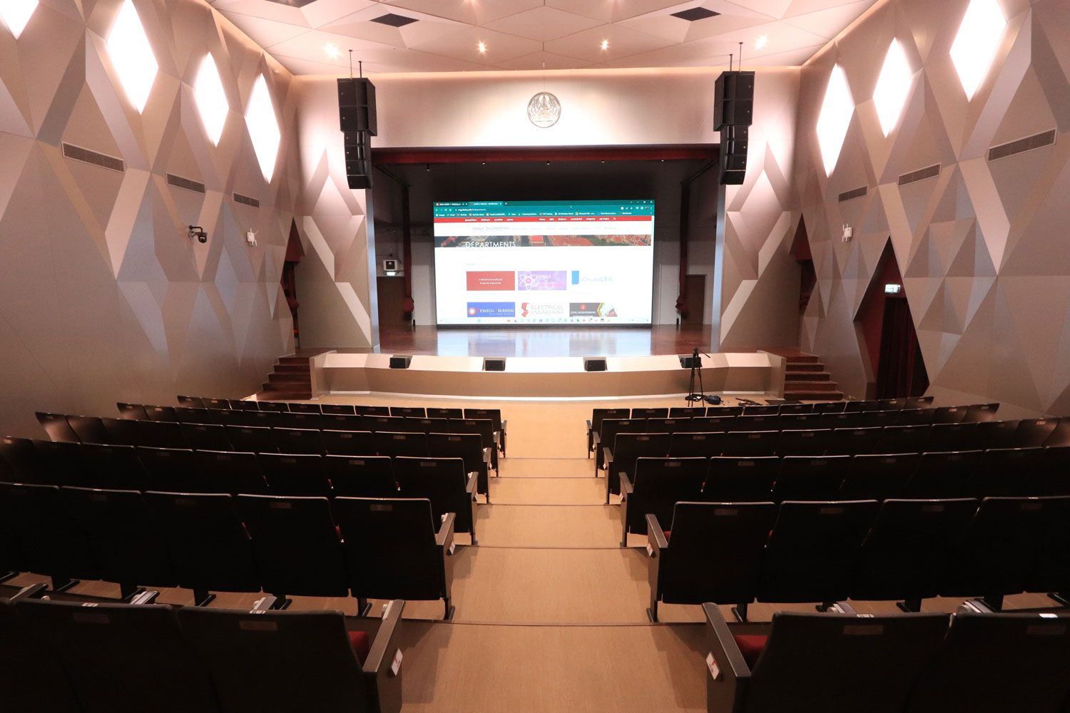 A Series Professional Sound System in Chulalongkorn University - L ...