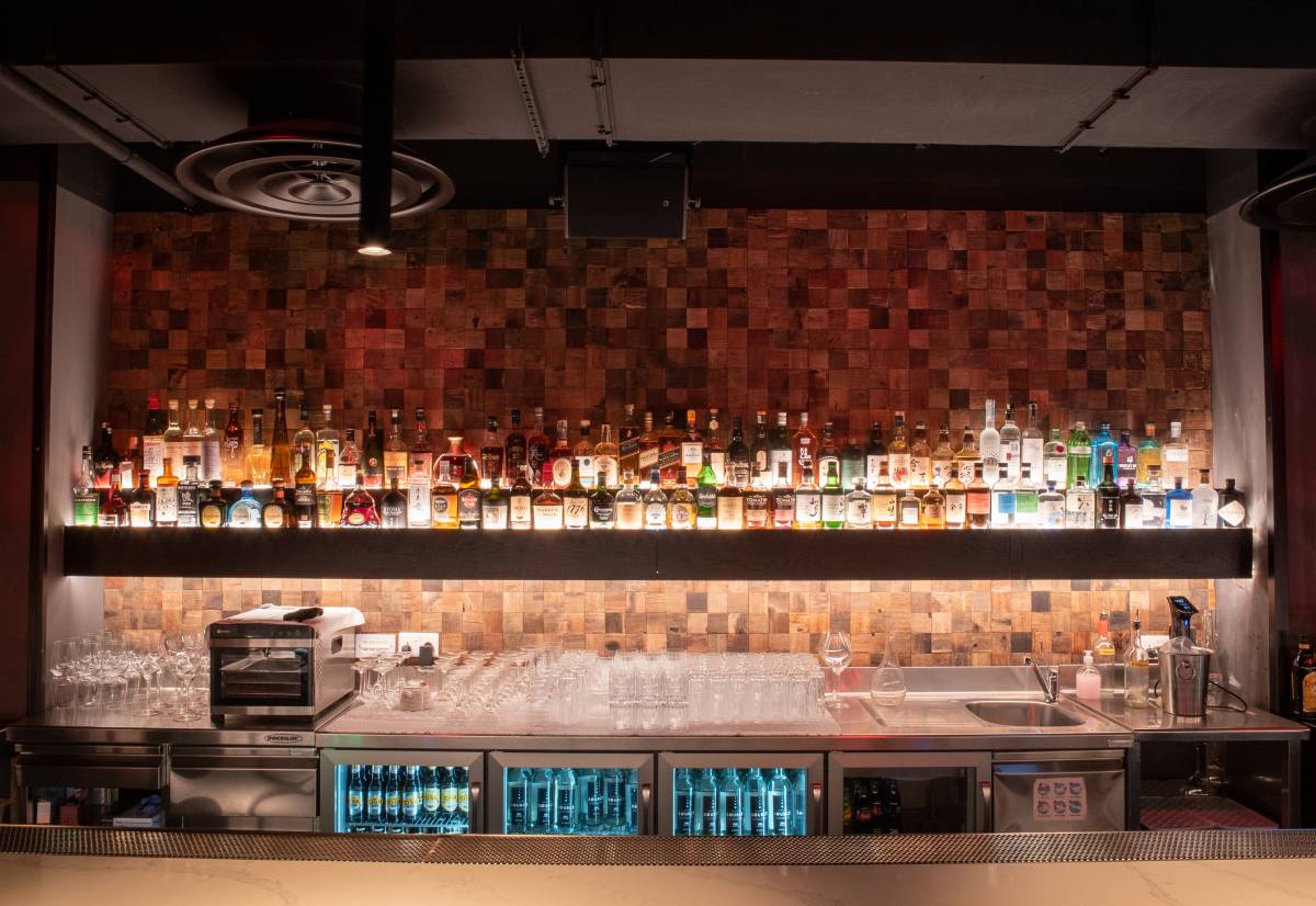 LOA and Aki Restaurants, Malta - L-Acoustics