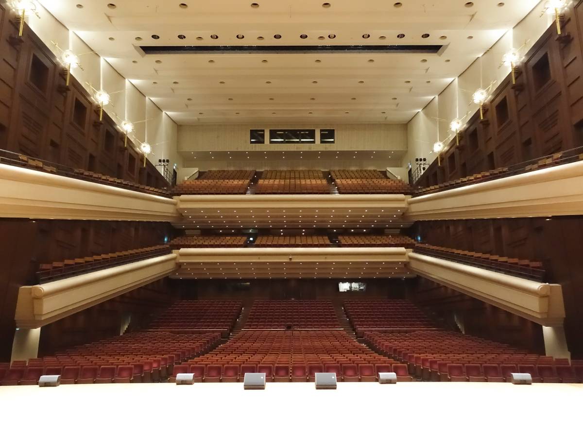 Professional Sound System at Sumida Triphony Hall Expands with Kara II ...
